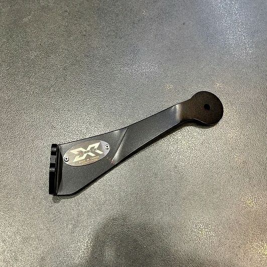 BMW RnineT 14- マフラーハンガーDKデザイン | バイクカスタムパーツ専門店 モトパーツ(MOTO PARTS)