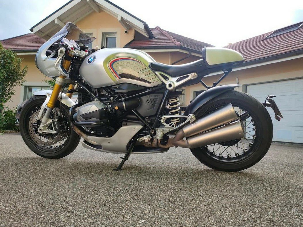 BMW RnineT 14- フロントカウル フェアリング ロケットカウル シルバーアルミニウム DKdesign | バイクカスタムパーツ ...