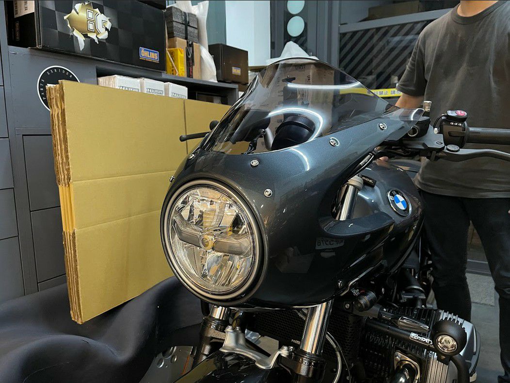 BMW RnineT 14- フロントカウル フェアリング ロケットカウル ミネラルグレー DKdesign | バイクカスタムパーツ専門店 ...