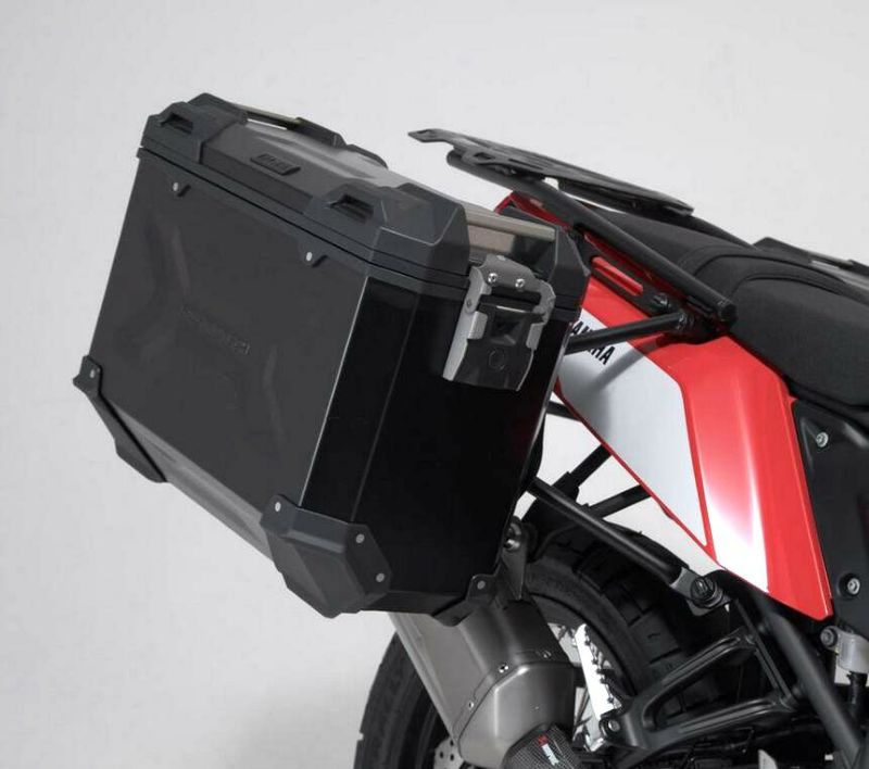 テネレ700 アドベンチャー アルミサイドパニアケースセット L/M テネレ700 アドベンチャー アルミサイドパニアケースセット L/M